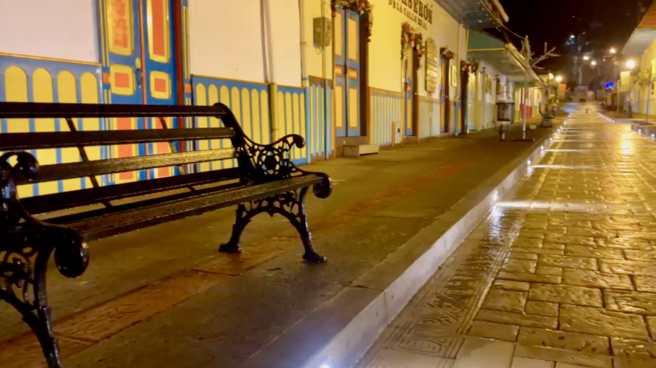Concluyen renovación de la Calle Real en Salento